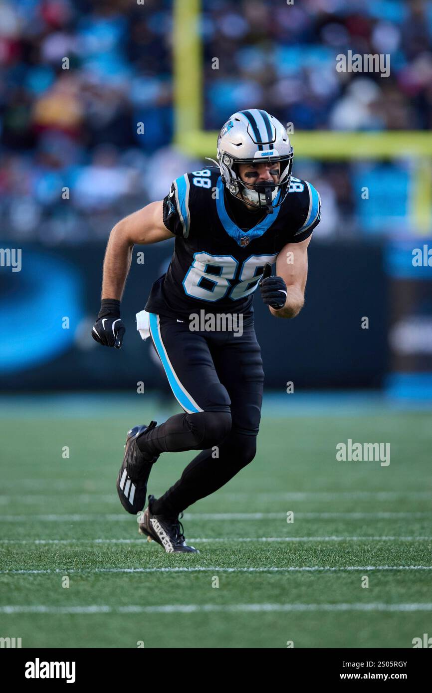 Carolina Panthers wide receiver Dan Chisena (88) on special teams ...