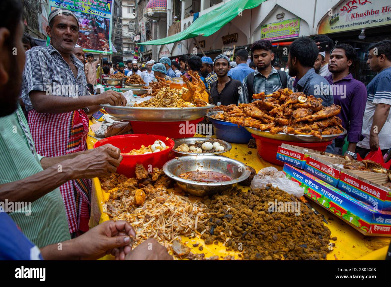 During the holy month of Ramadan, Old Dhaka’s Chwak Bazar transforms ...