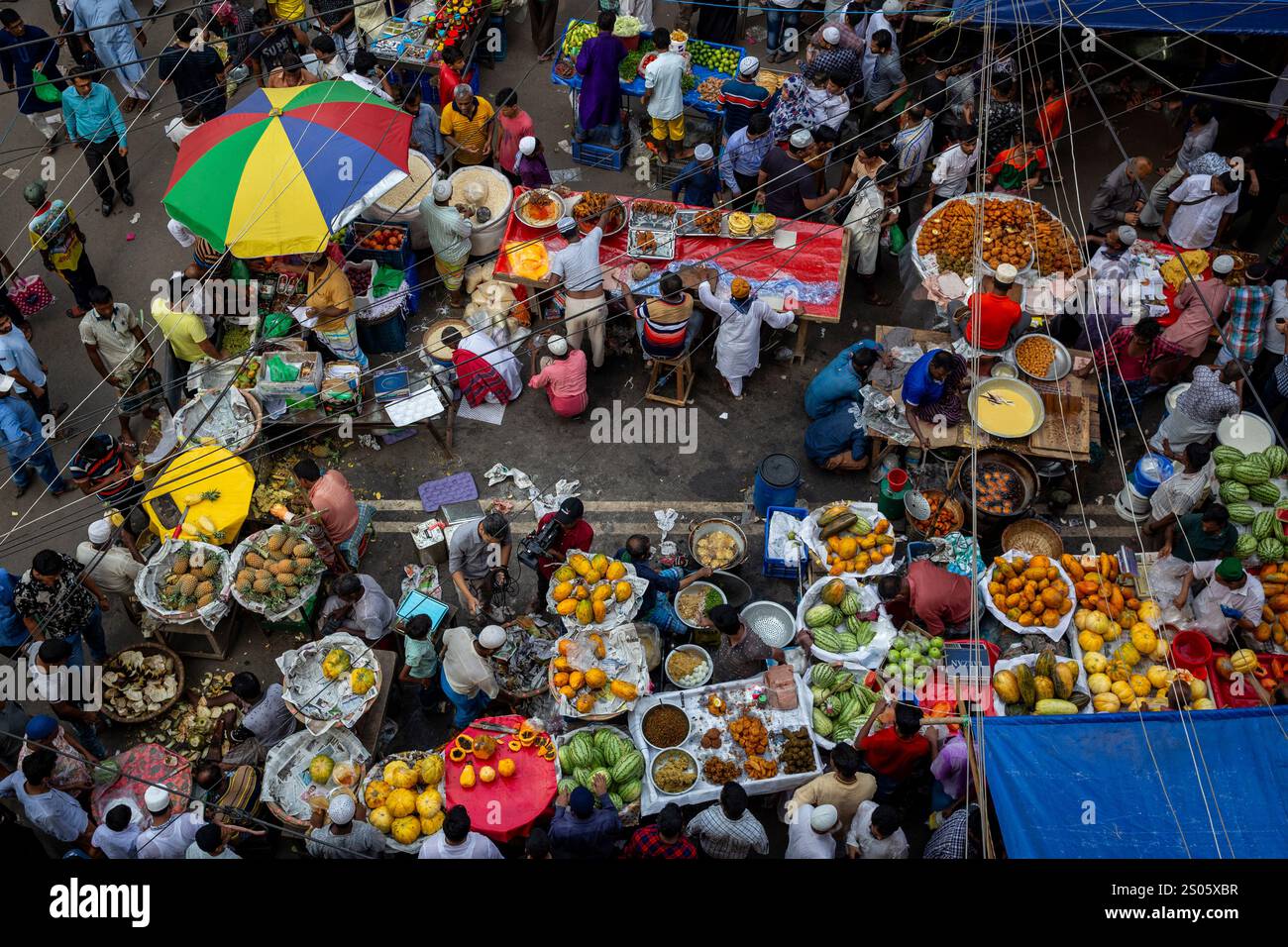 During the holy month of Ramadan, Old Dhaka’s Chwak Bazar transforms ...