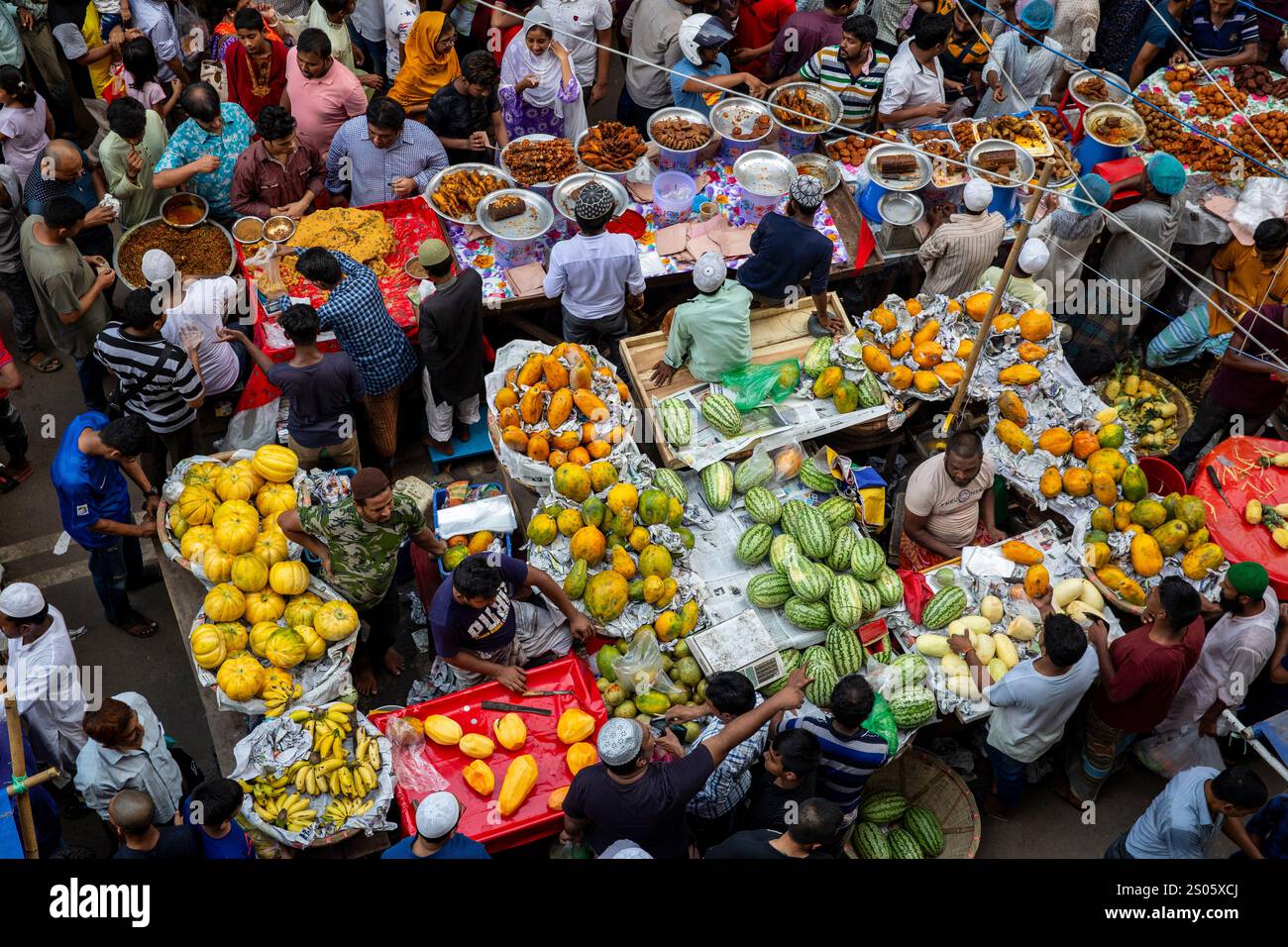 During the holy month of Ramadan, Old Dhaka’s Chwak Bazar transforms ...