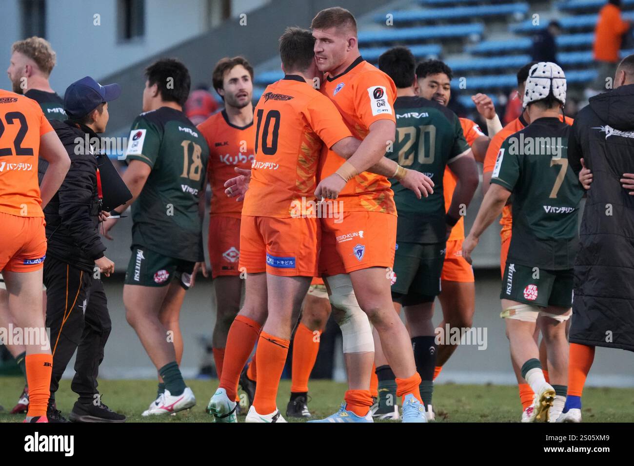 Spears' Bernard Foley celebrates scoring the winning drop goal during ...