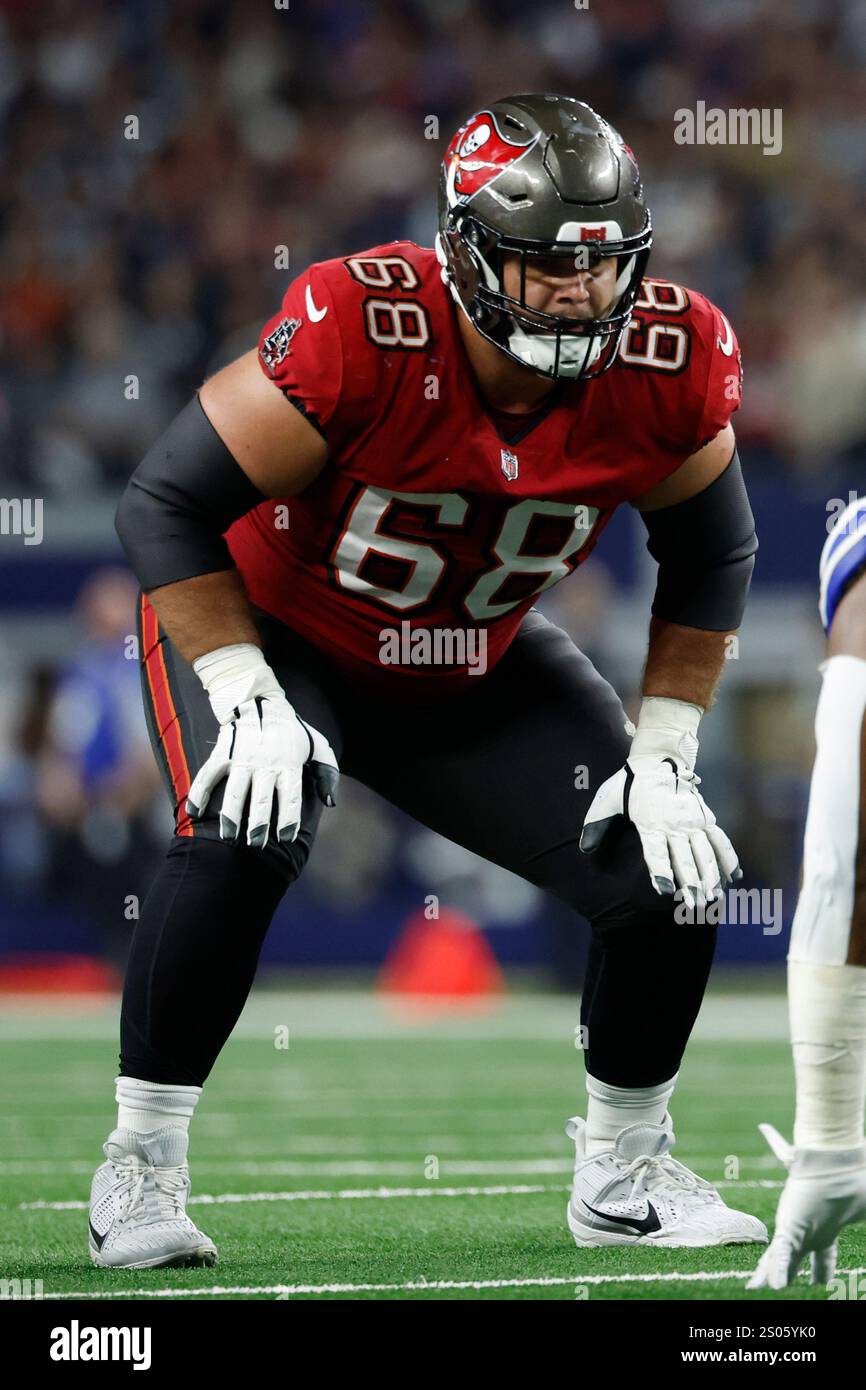 Tampa Bay Buccaneers offensive lineman Ben Bredeson (68) lines up for ...