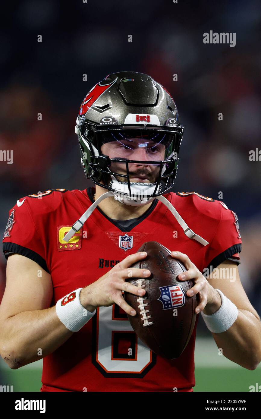 Tampa Bay Buccaneers quarterback Baker Mayfield (6) during pregame ...