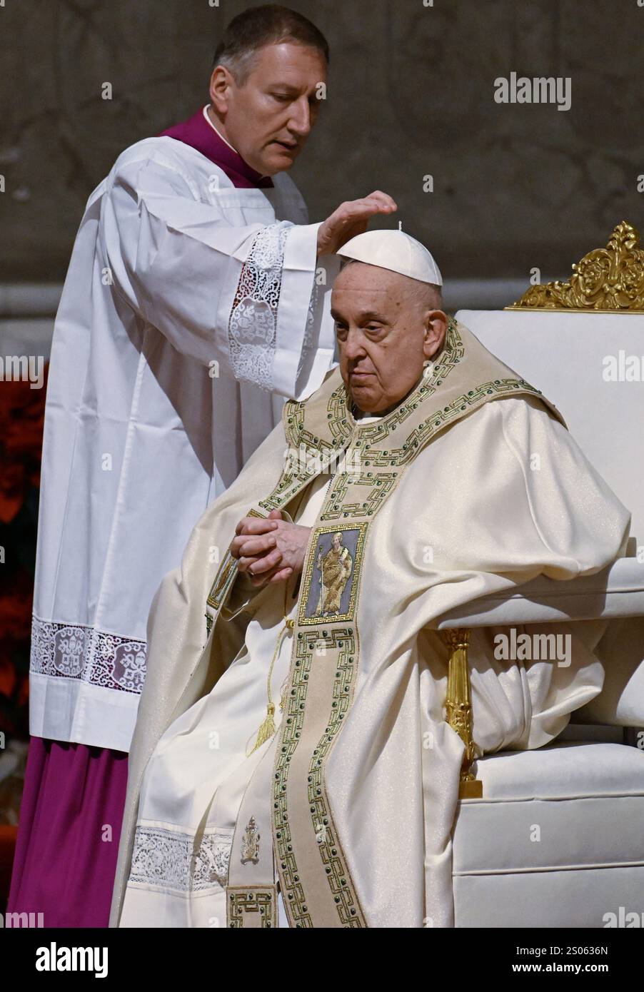 Pope Francis celebrates the Christmas Eve mass at St Peter s Basilica ...