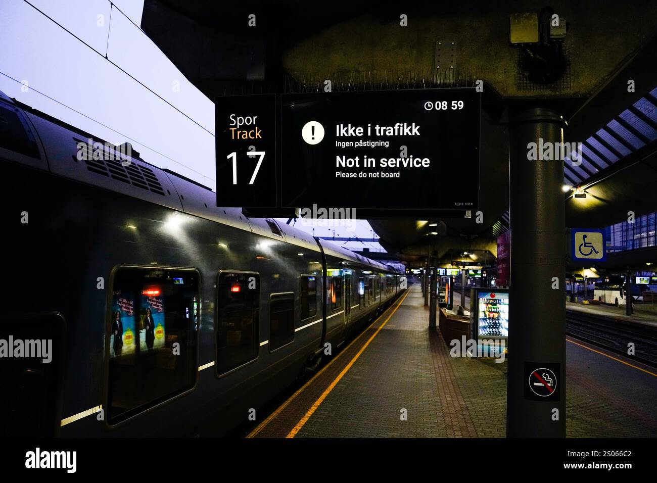 Oslo 20241225. The trains at Oslo S are cancelled. There is a complete ...