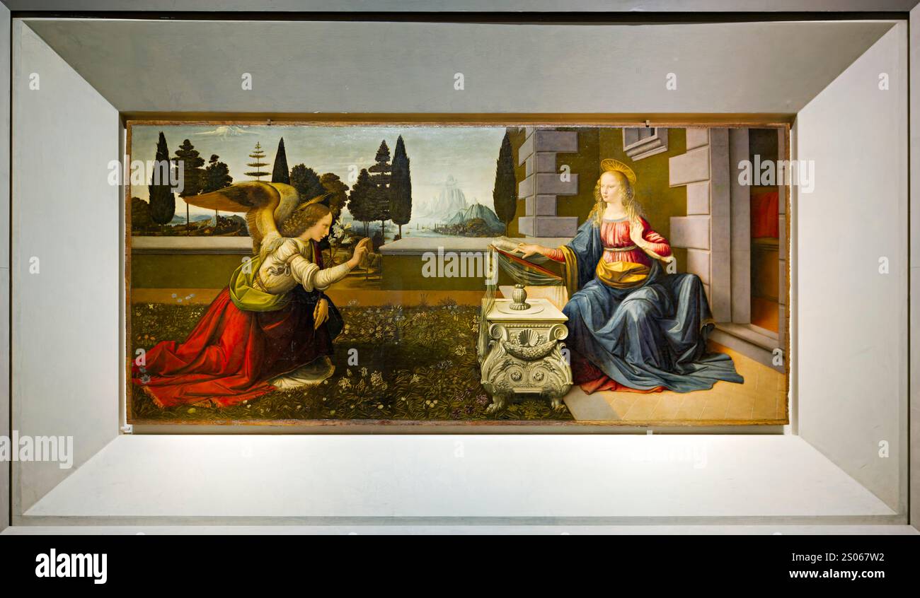 Florence Tuscany Italy. Uffizi Gallery. Leonardo da Vinci. The Annunciation Stock Photo - Alamy