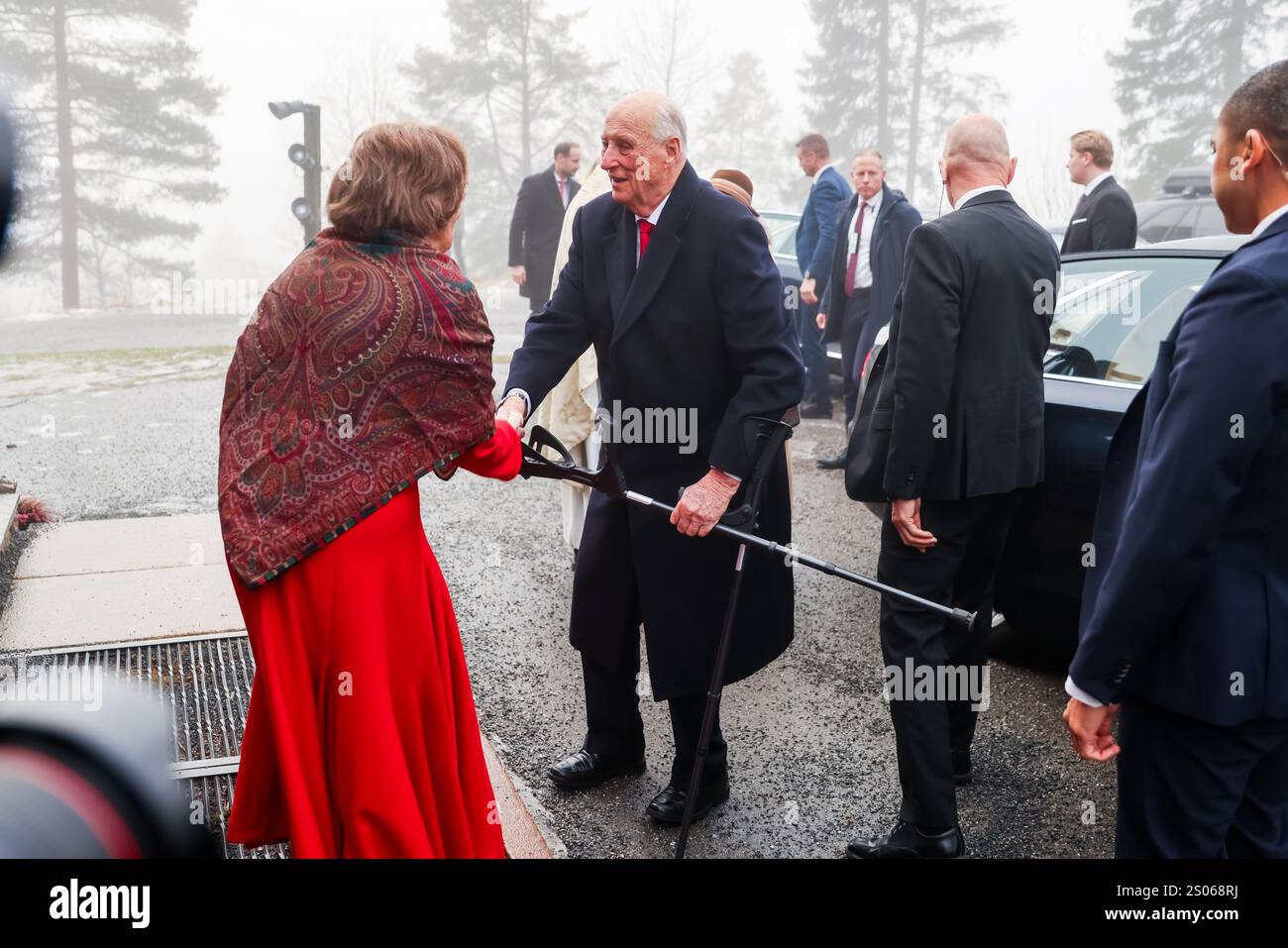 Oslo 20241225. The Norwegian Royal Family (King Harald) arrives for the ...