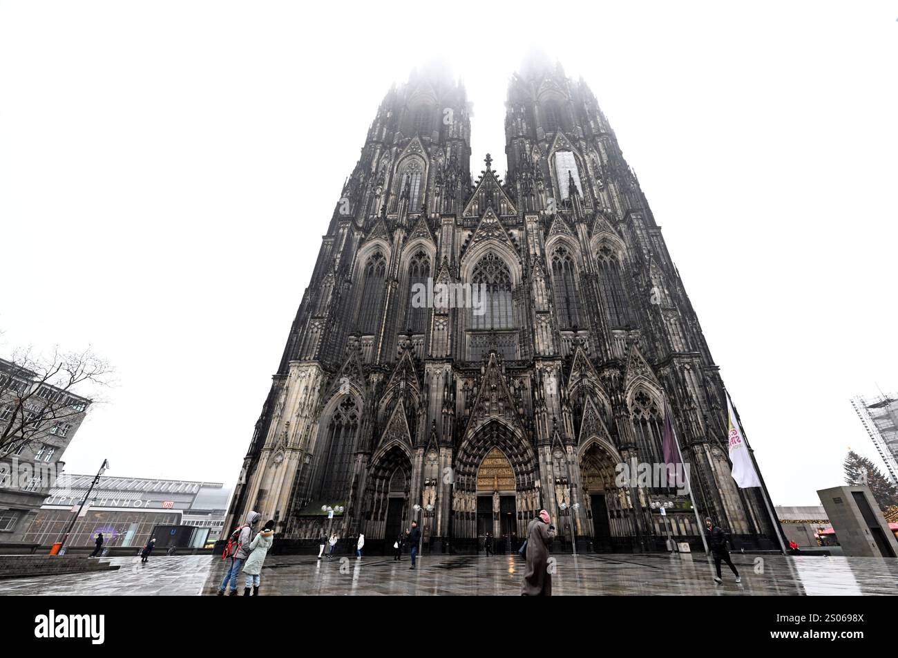 Cologne, Germany. 25th Dec, 2024. The spires of Cologne Cathedral, the ...