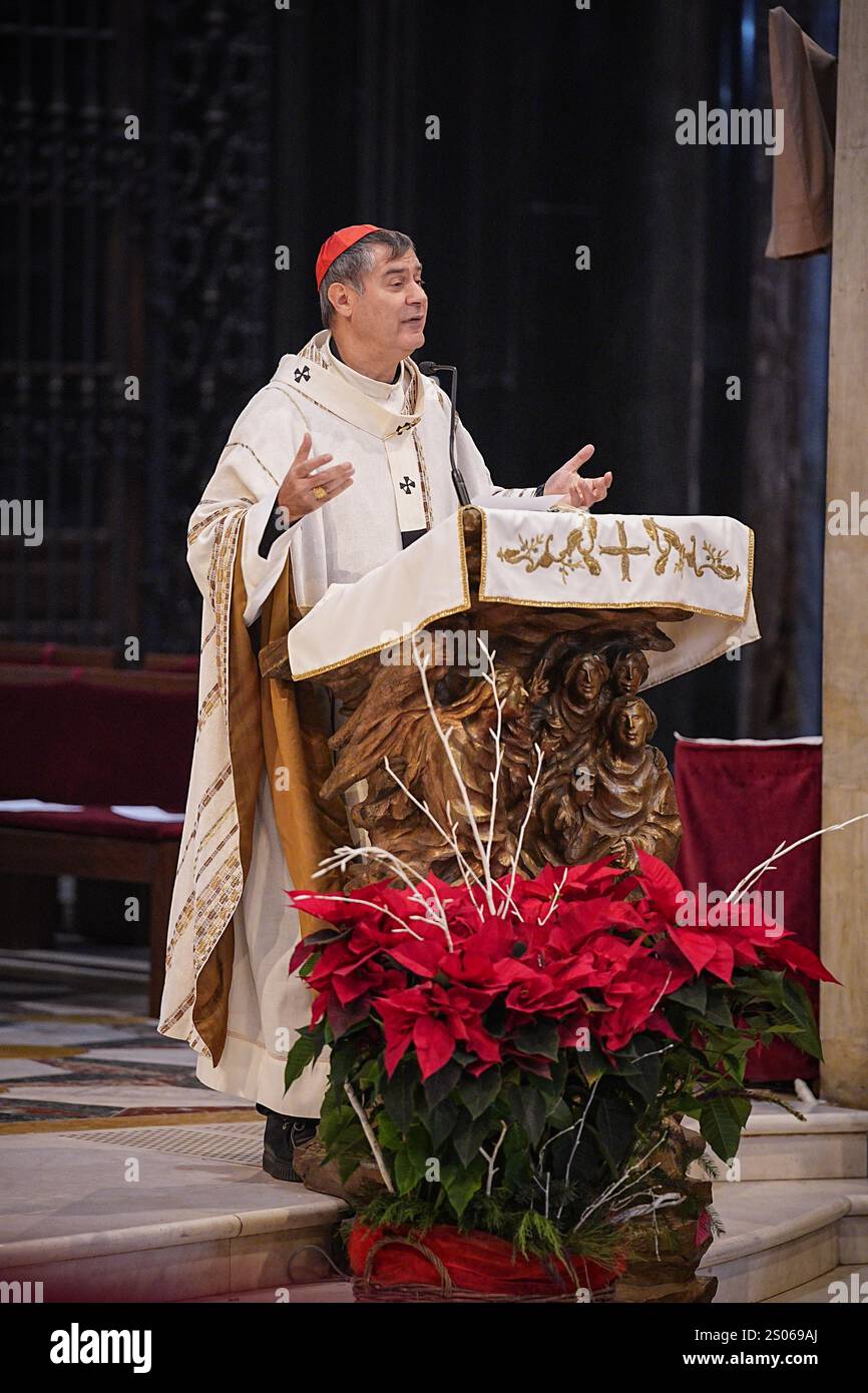 Torino, Italia. 25th Dec, 2024. Natale, celebrazione solenne della ...