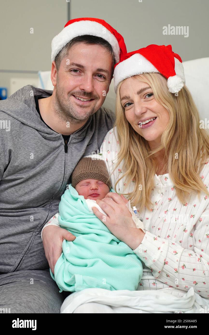 New parents Gordon Wilson and Lisa-Marie Hunt, from Livingston, with ...