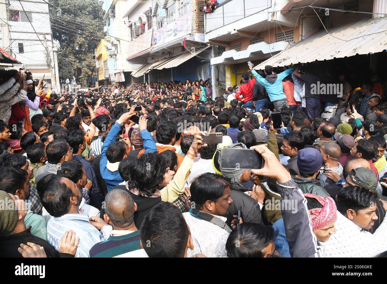 PATNA, INDIA - DECEMBER 24: People gather after murder of Vice ...