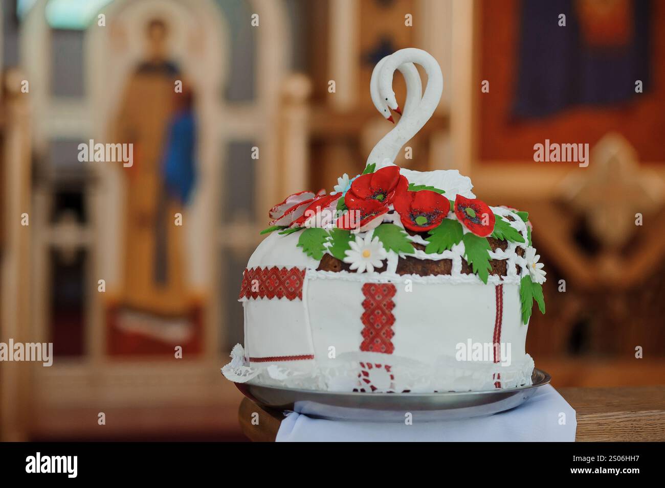 Traditional Ukrainian Wedding Cake with Floral Decorations Stock Photo ...