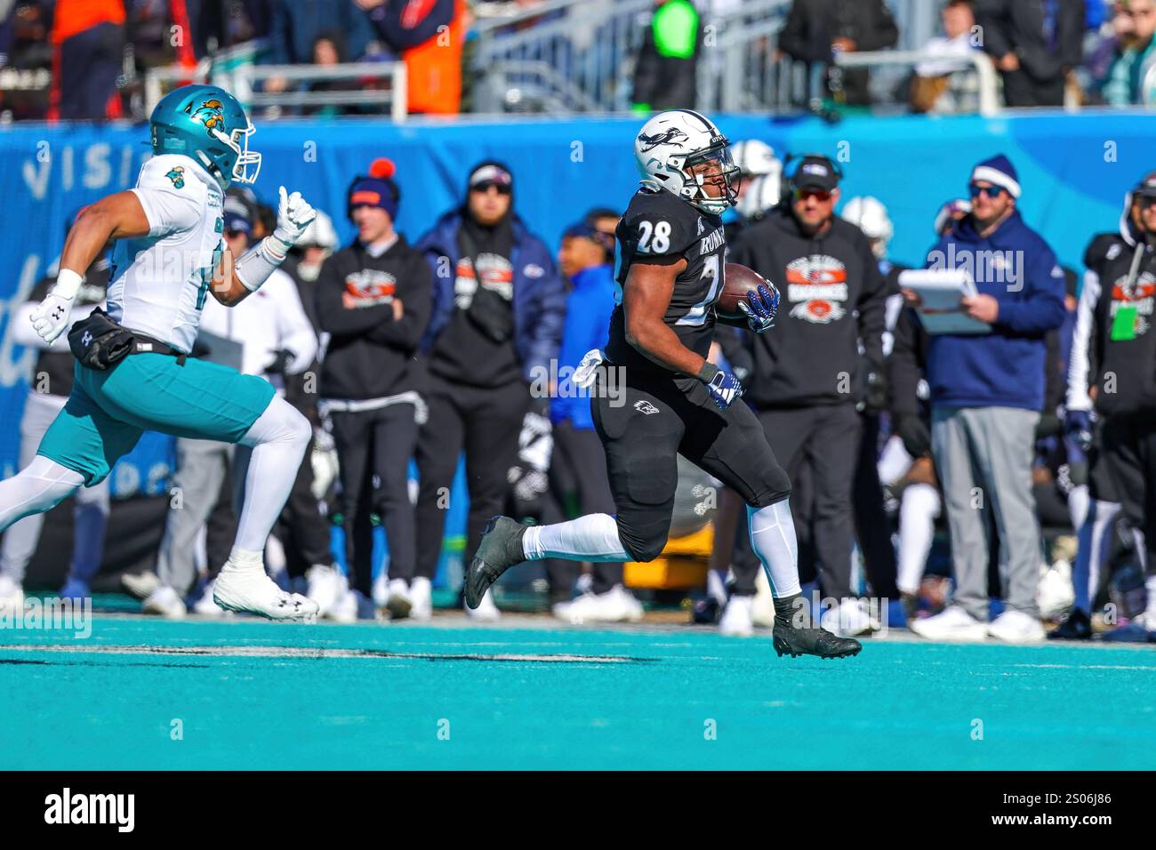 Conway, South Carolina, USA. 23rd Dec, 2024. UTSA Roadrunners running ...