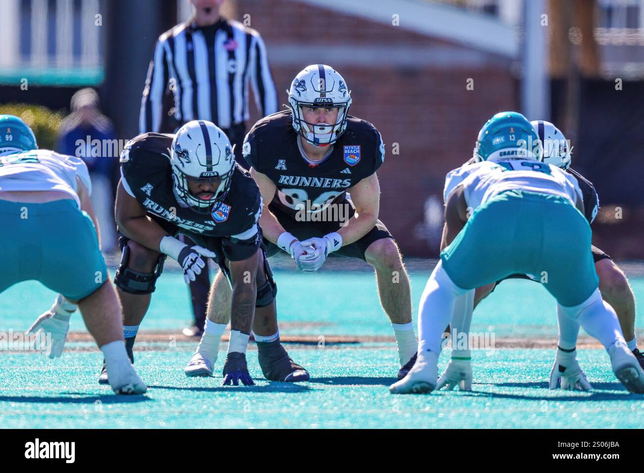 Conway, South Carolina, USA. 23rd Dec, 2024. UTSA Roadrunners tight end ...