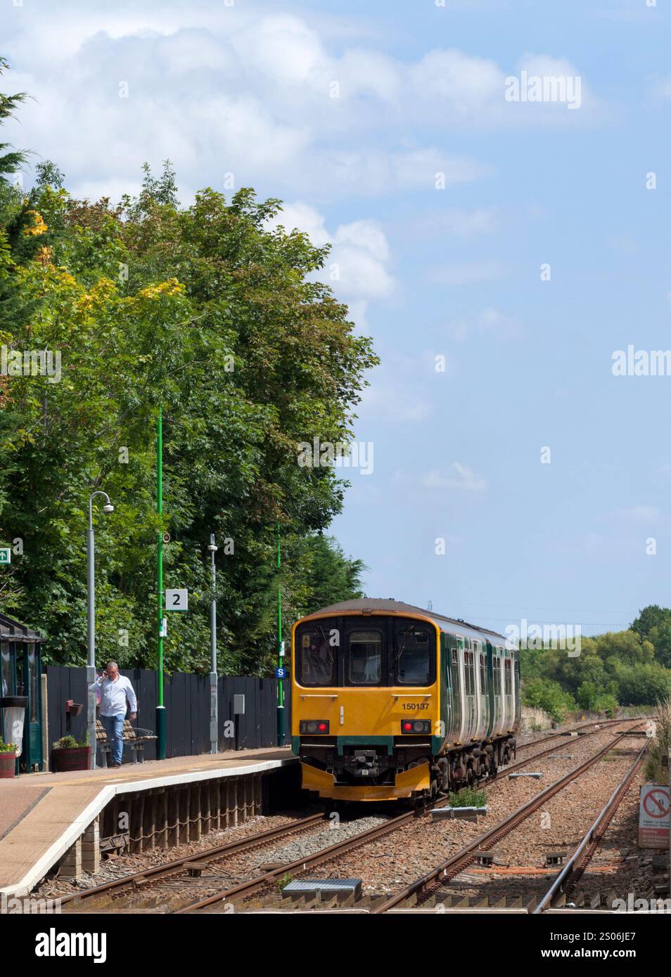 West Midlands Railway class 150 sprinter train 150137 at Lidlington ...