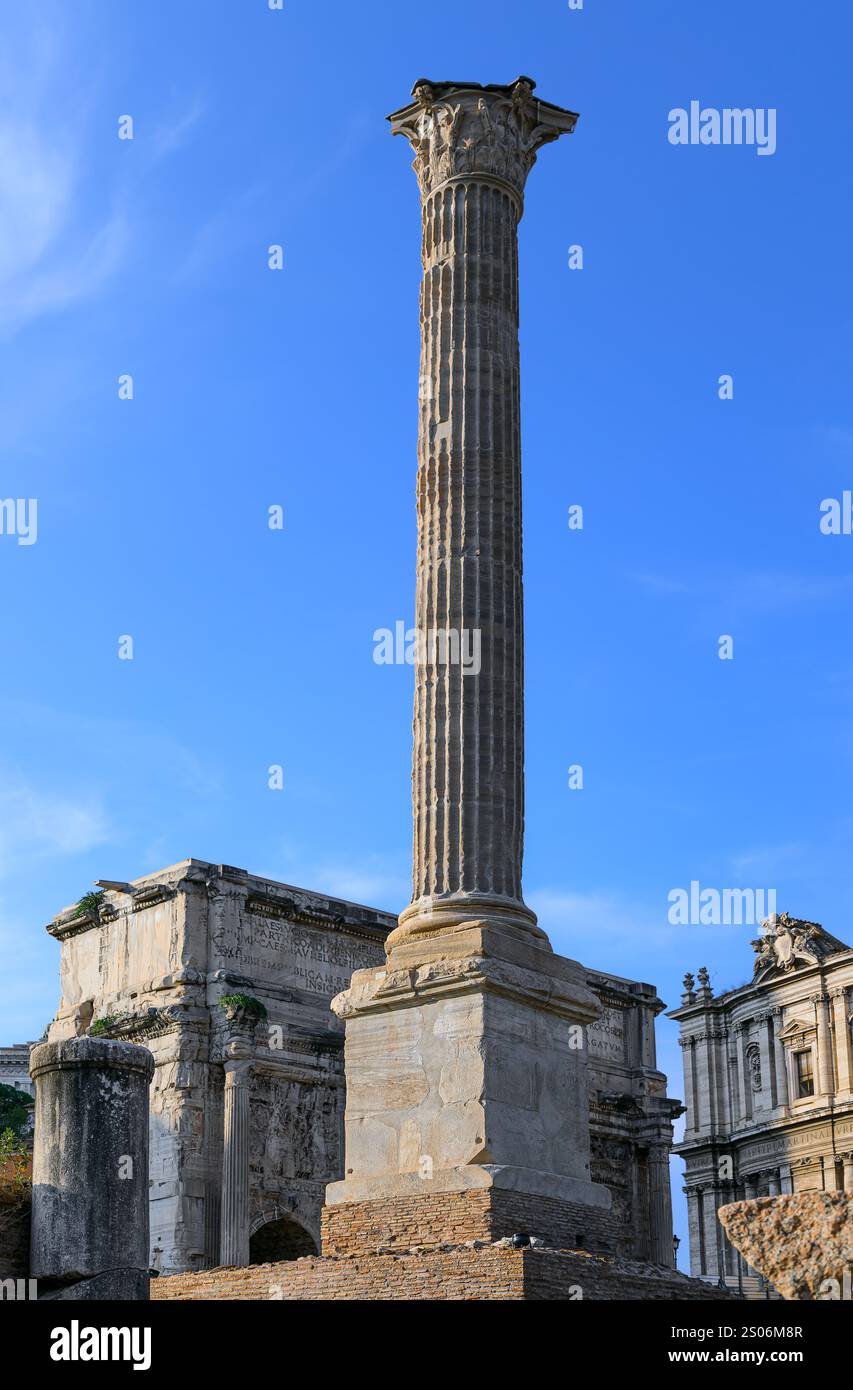 Roman Forum in Rome, Italy: view of Column of Phocas Stock Photo - Alamy