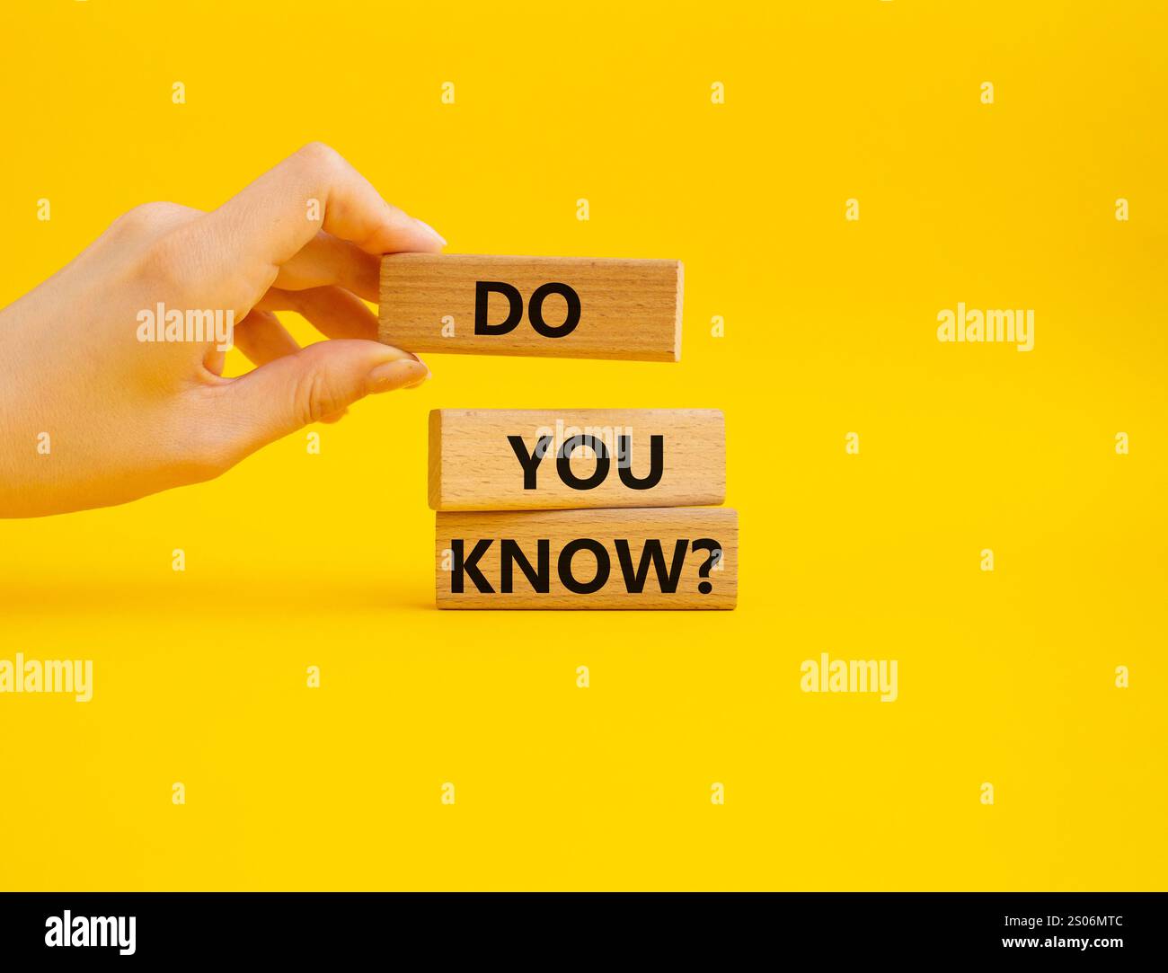 Do you know symbol. Concept word Do you know on wooden cubes ...