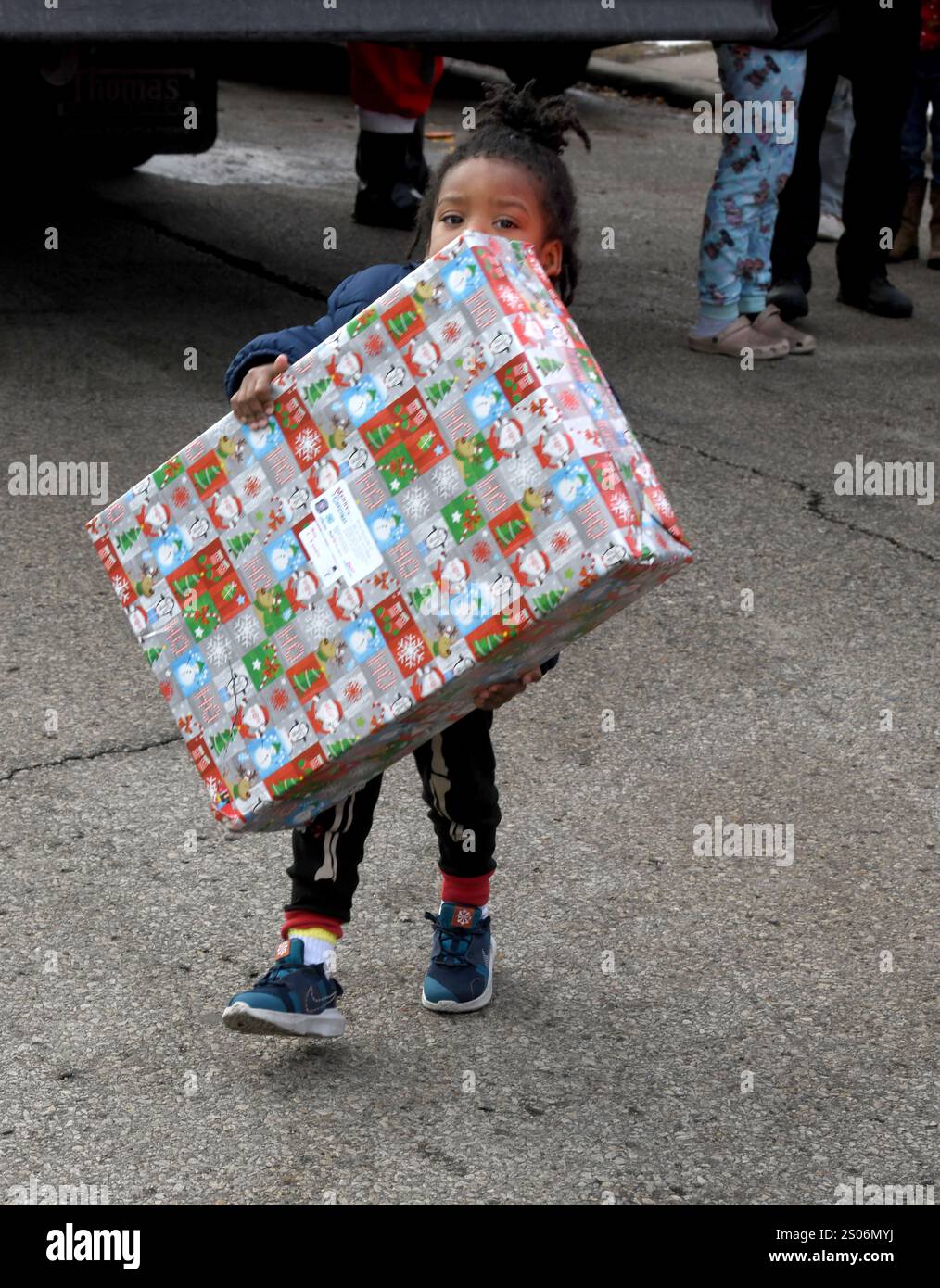 Racine, Wisconsin, USA. 25th Dec, 2024. SantaÃ s sleigh was a school ...