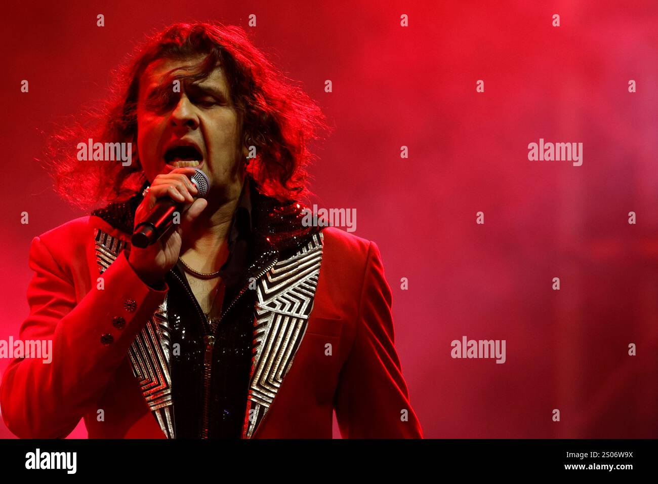 Kathmandu, Nepal. 25th Dec, 2024. Sonu Nigam, an acclaimed Indian ...