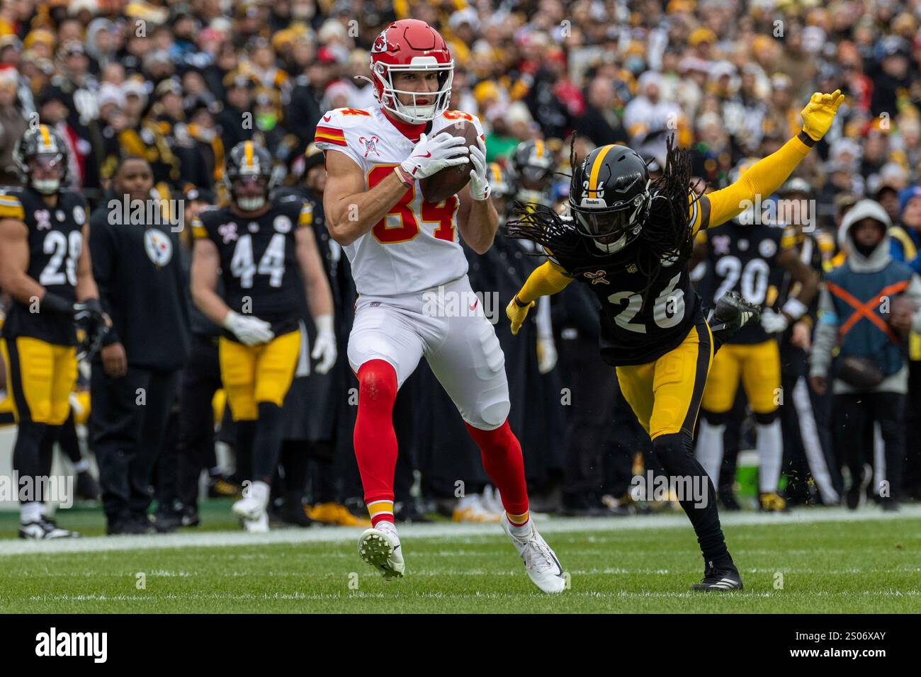 Kansas City Chiefs wide receiver Justin Watson (84) catches a pass in ...