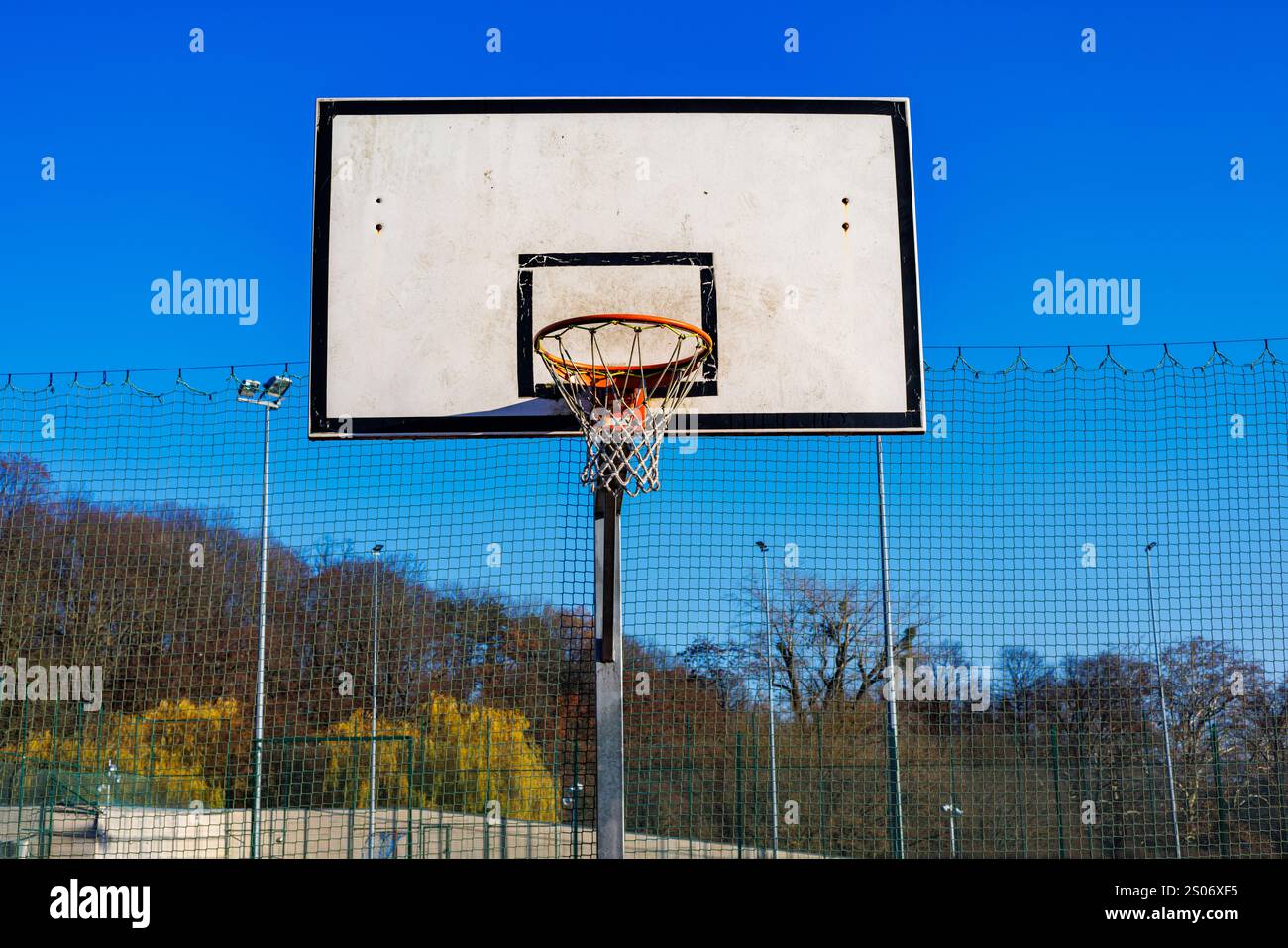 Fenced ball game stadium hi-res stock photography and images - Alamy