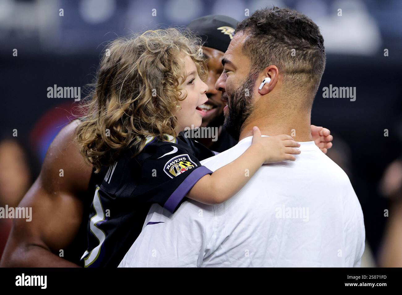 Houston, Texas, USA. 25th Dec, 2024. Baltimore Ravens linebacker Kyle ...
