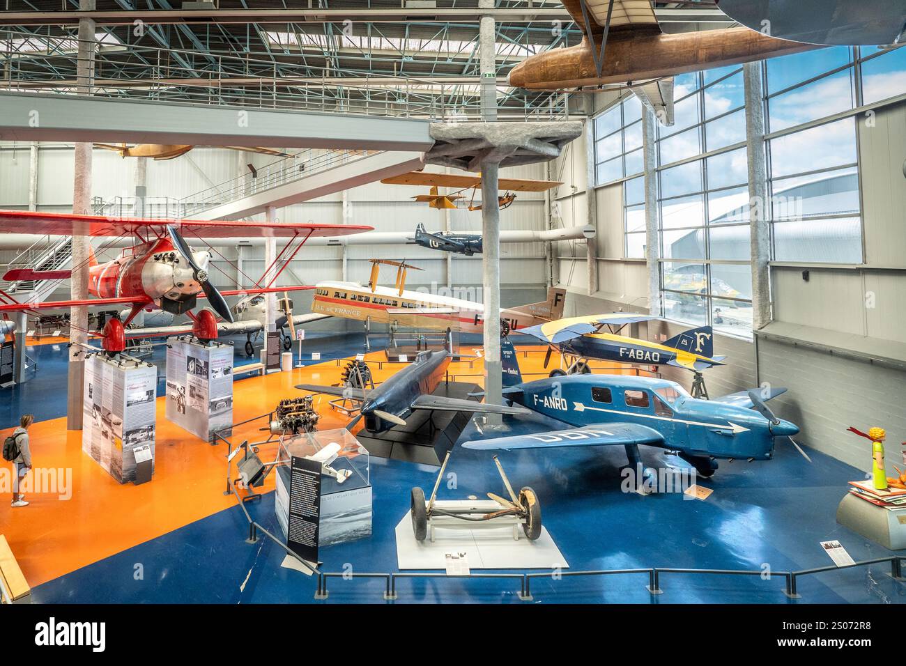 National Air and Space Museum of France - Musée de l'Air et de l'Espace ...