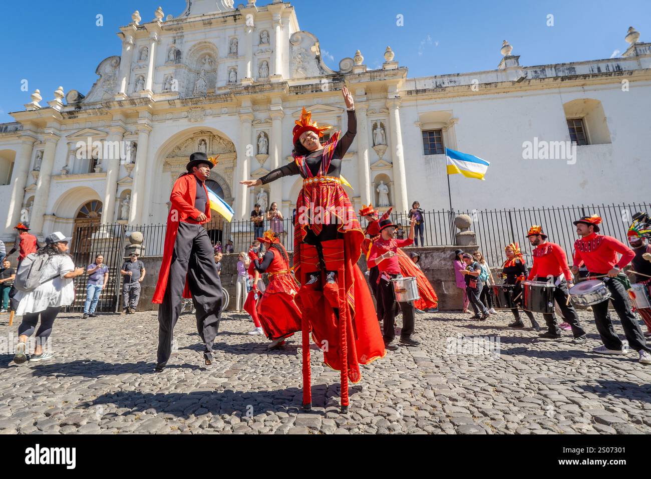 Burning of the Devil Festival - La Quema del Diablo - in Antigua ...