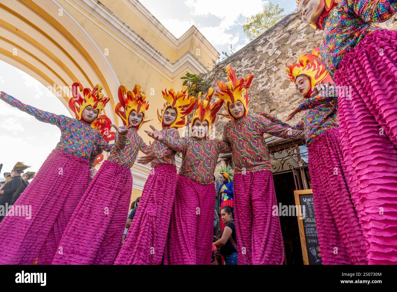 Burning of the Devil Festival - La Quema del Diablo - in Antigua ...
