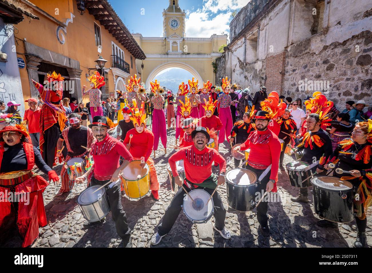 Burning of the Devil Festival - La Quema del Diablo - in Antigua ...