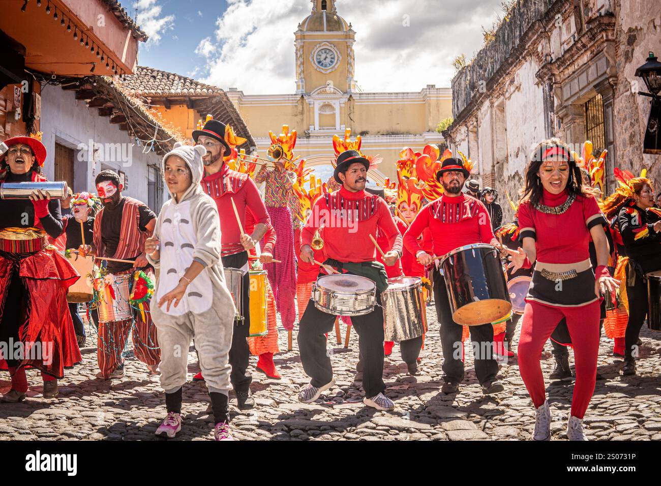 Burning of the Devil Festival - La Quema del Diablo - in Antigua ...