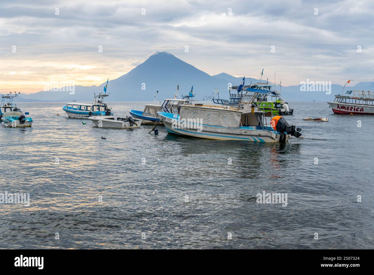 Panajachel, Lake Atitlan, Guatemala Stock Photo - Alamy