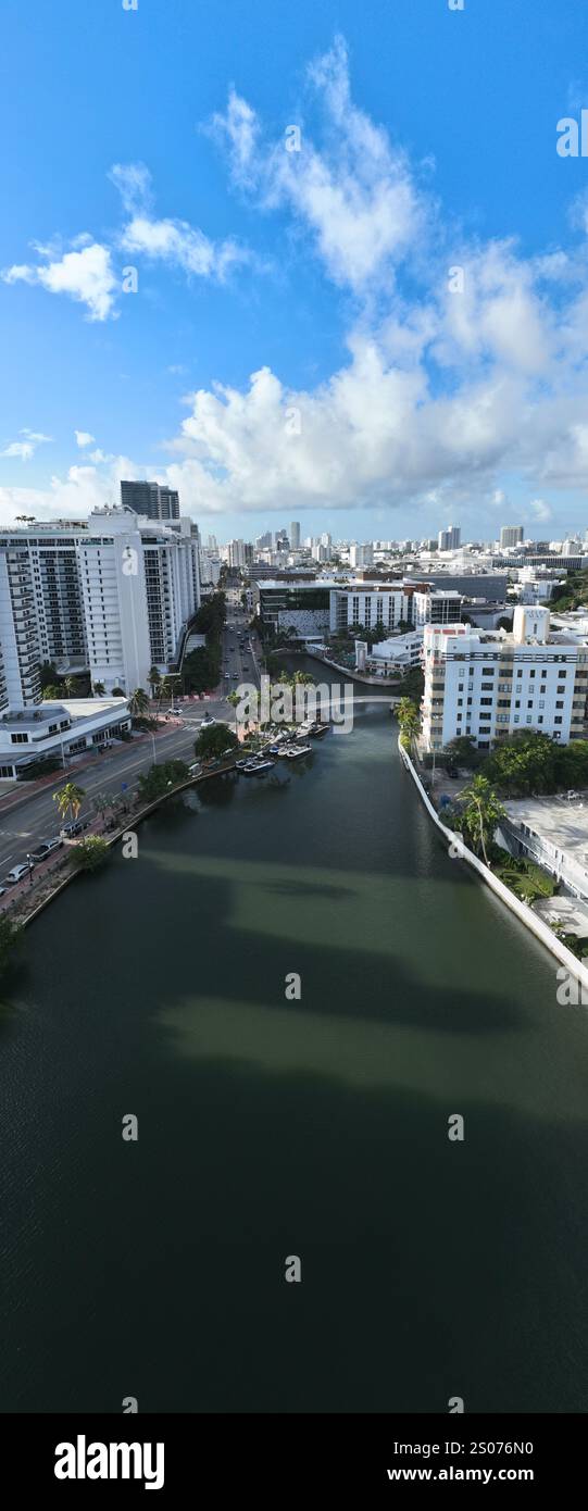 Miami beachfront living hi-res stock photography and images - Alamy
