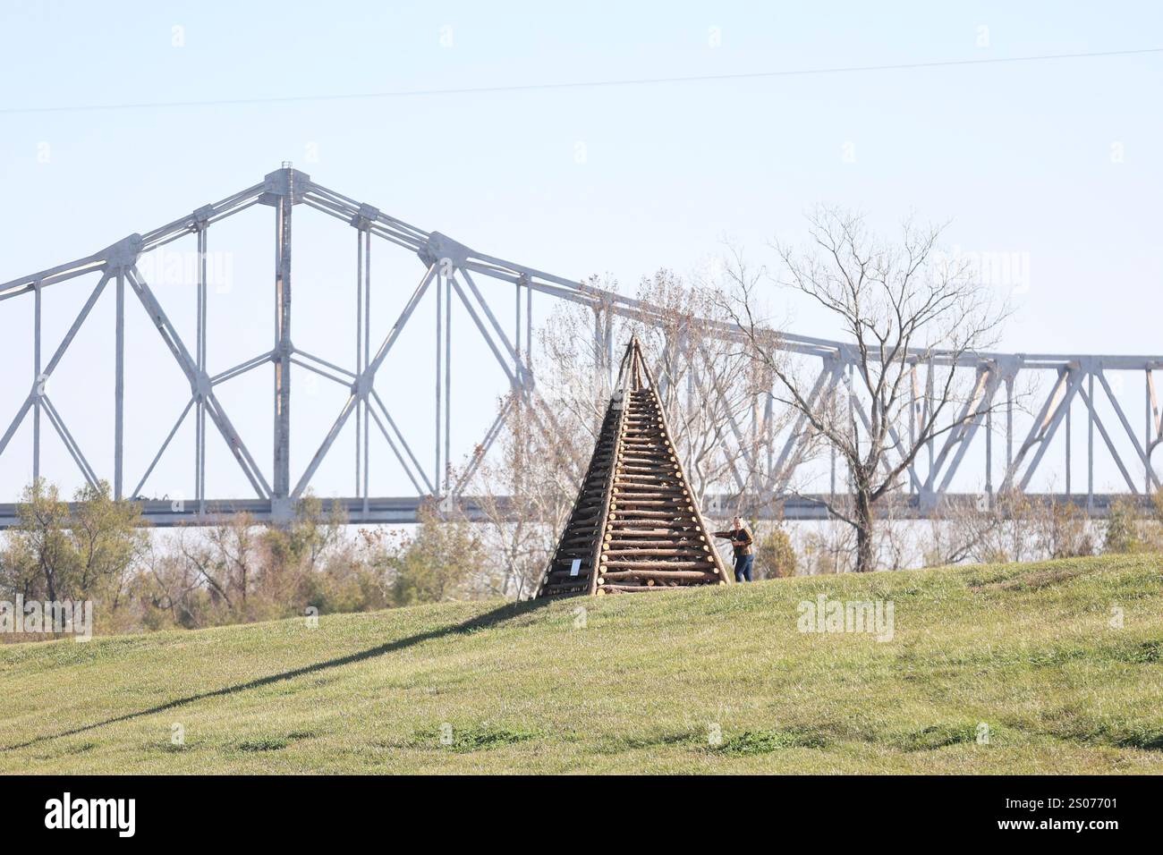 Garyville, United States. 24th Dec, 2024. A lone bonfire with the ...