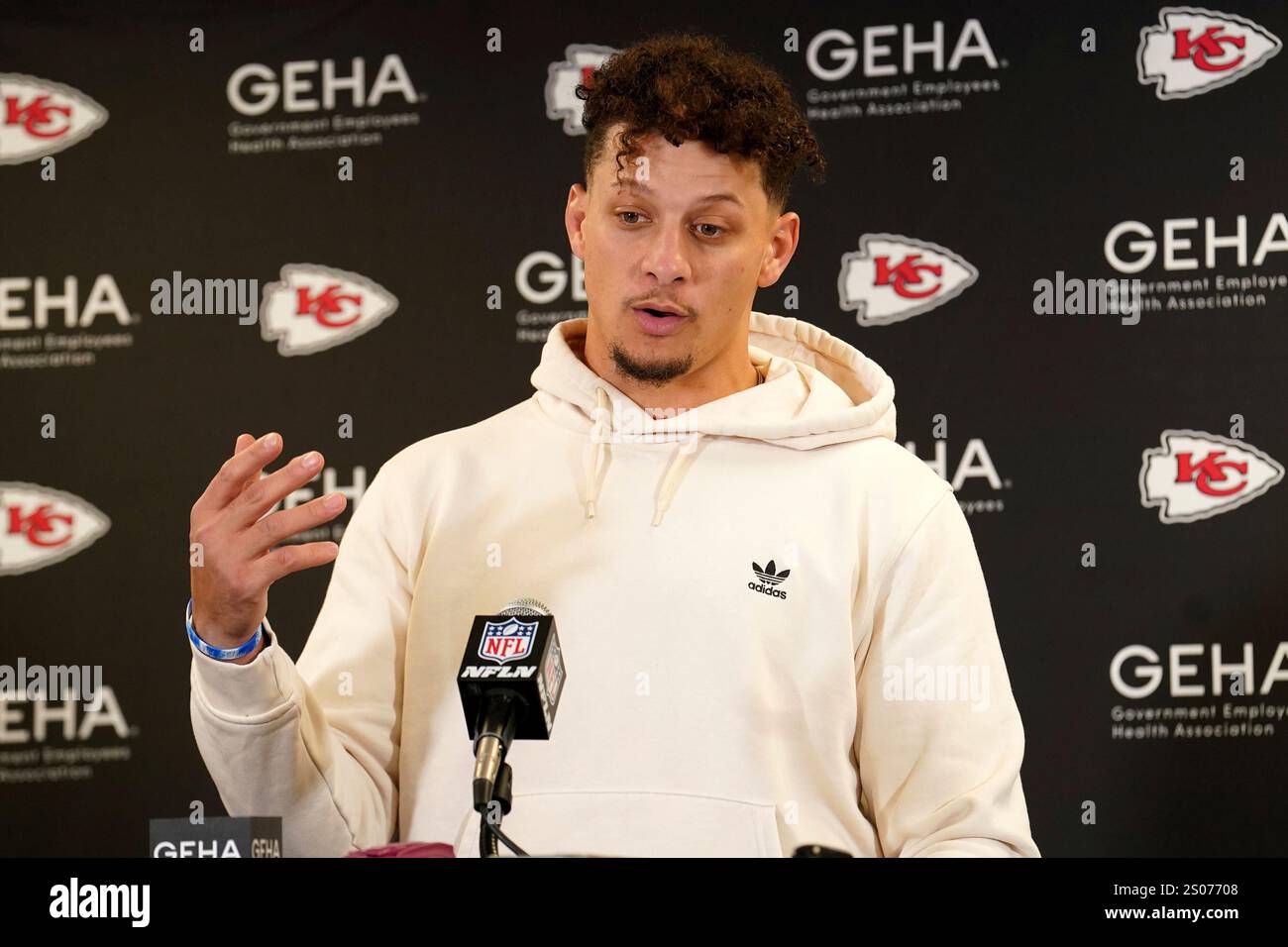 Kansas City Chiefs quarterback Patrick Mahomes speaks at a news ...