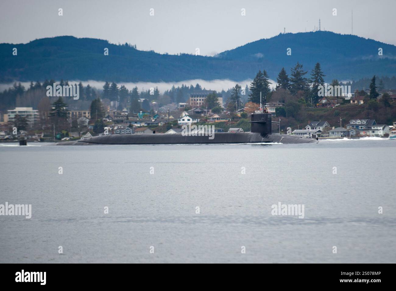 The Ohio-class guided-missile submarine USS Ohio (SSGN 726) transits ...