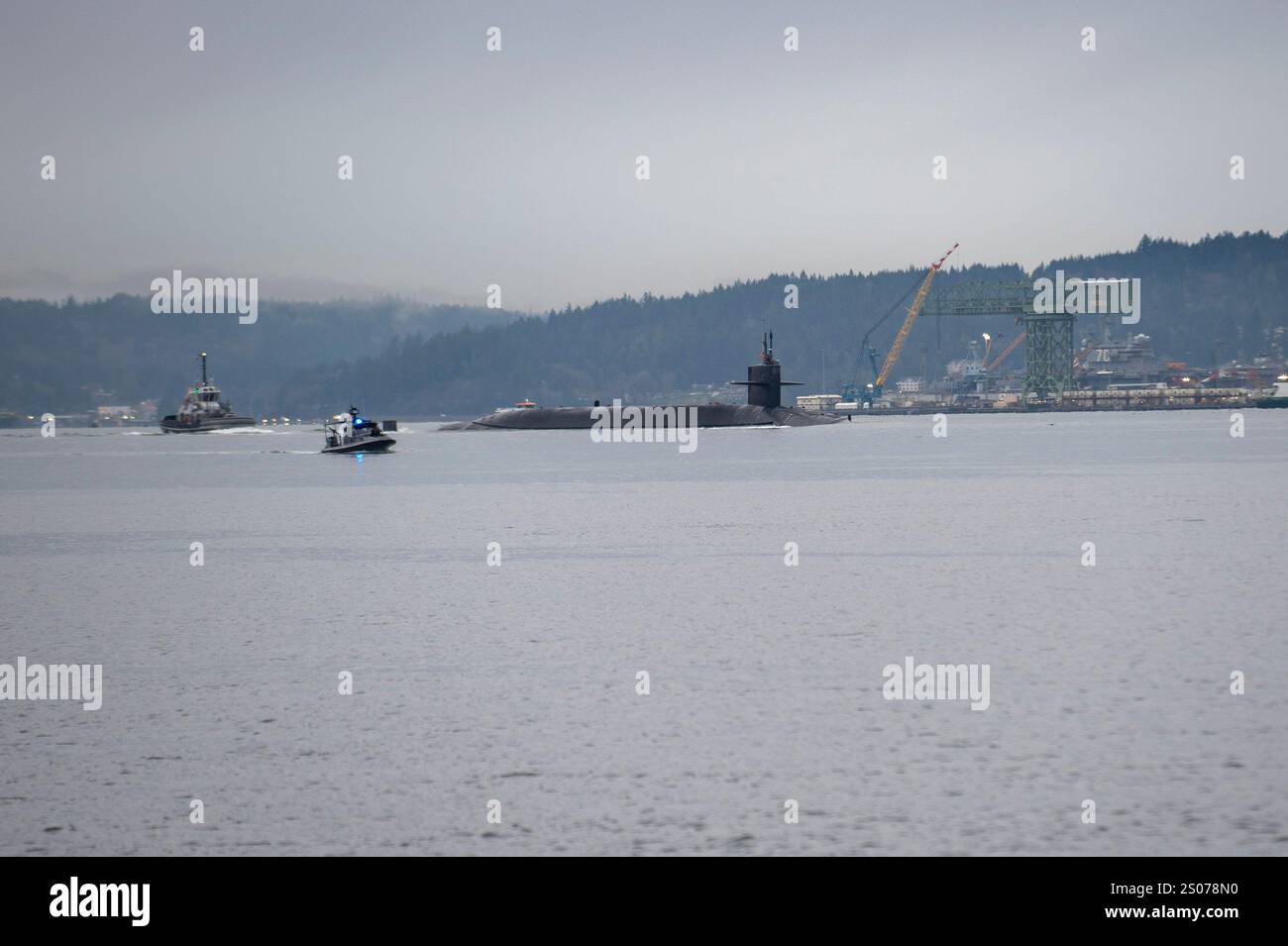 The Ohio-class guided-missile submarine USS Ohio (SSGN 726) transits ...