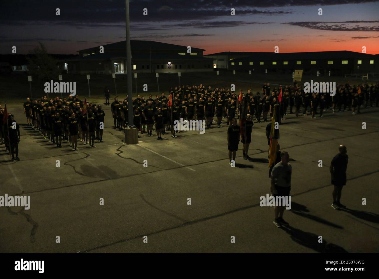 U.S. Army Soldiers assigned to the 69th Air Defense Artillery Brigade ...