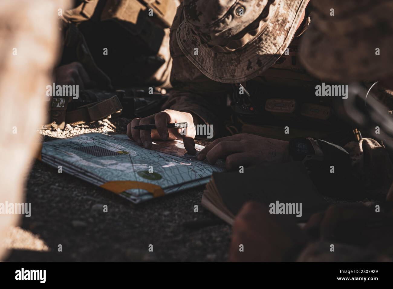 U.S. Marines with 5th Battalion, 14th Marine Regiment, 4th Marine ...