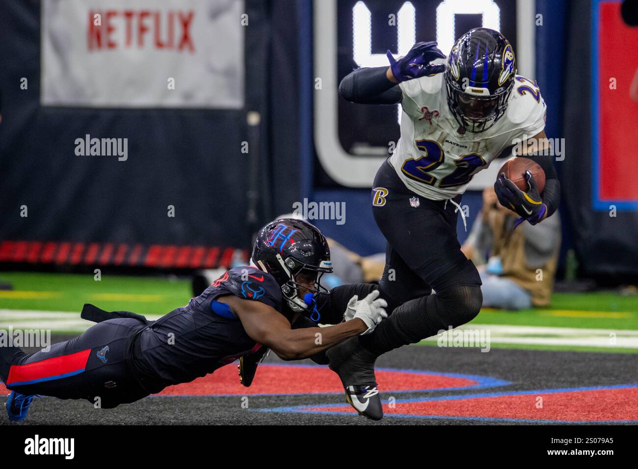 Houston, TX, USA. 25th Dec, 2024. Houston Texans cornerback Kamari ...