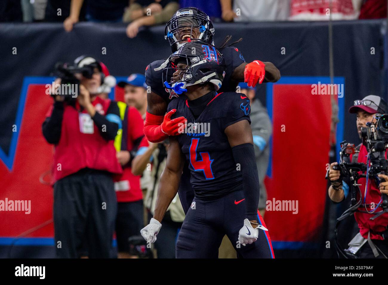 Houston, TX, USA. 25th Dec, 2024. Houston Texans cornerback Kamari ...