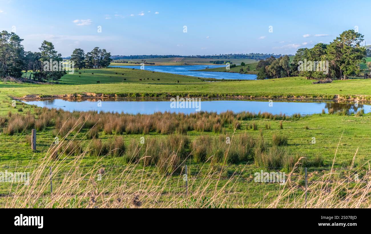 Beautiful scenic Carcoar Dam or Lake Carcoar including Blayney Wind ...