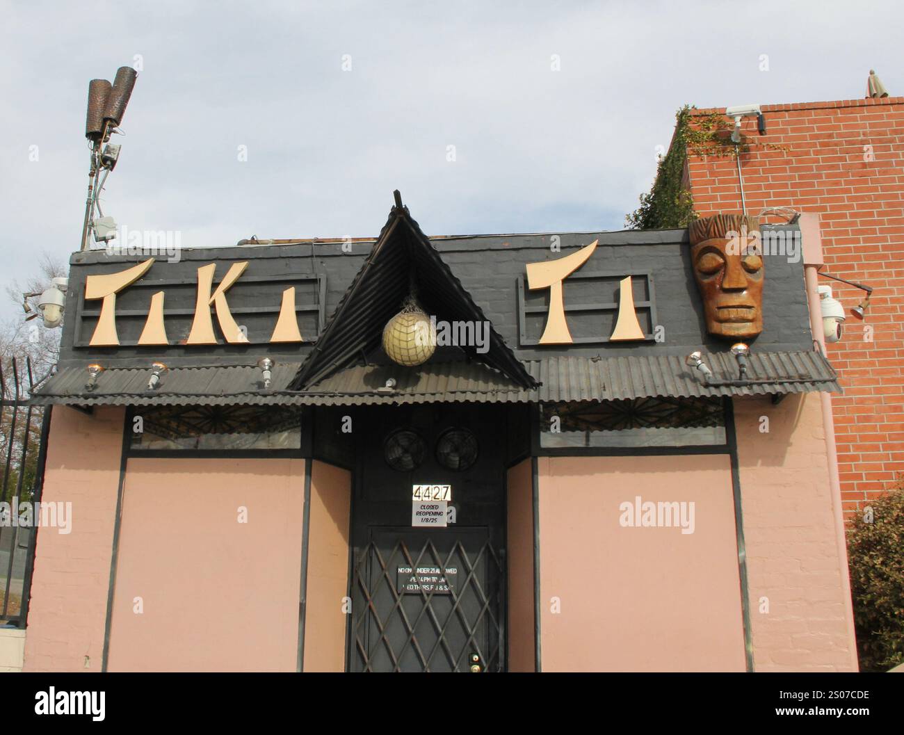 Tiki Ti Tiki Bar Sunset Boulevard Loso Angeles Polynesian Fantasy ...