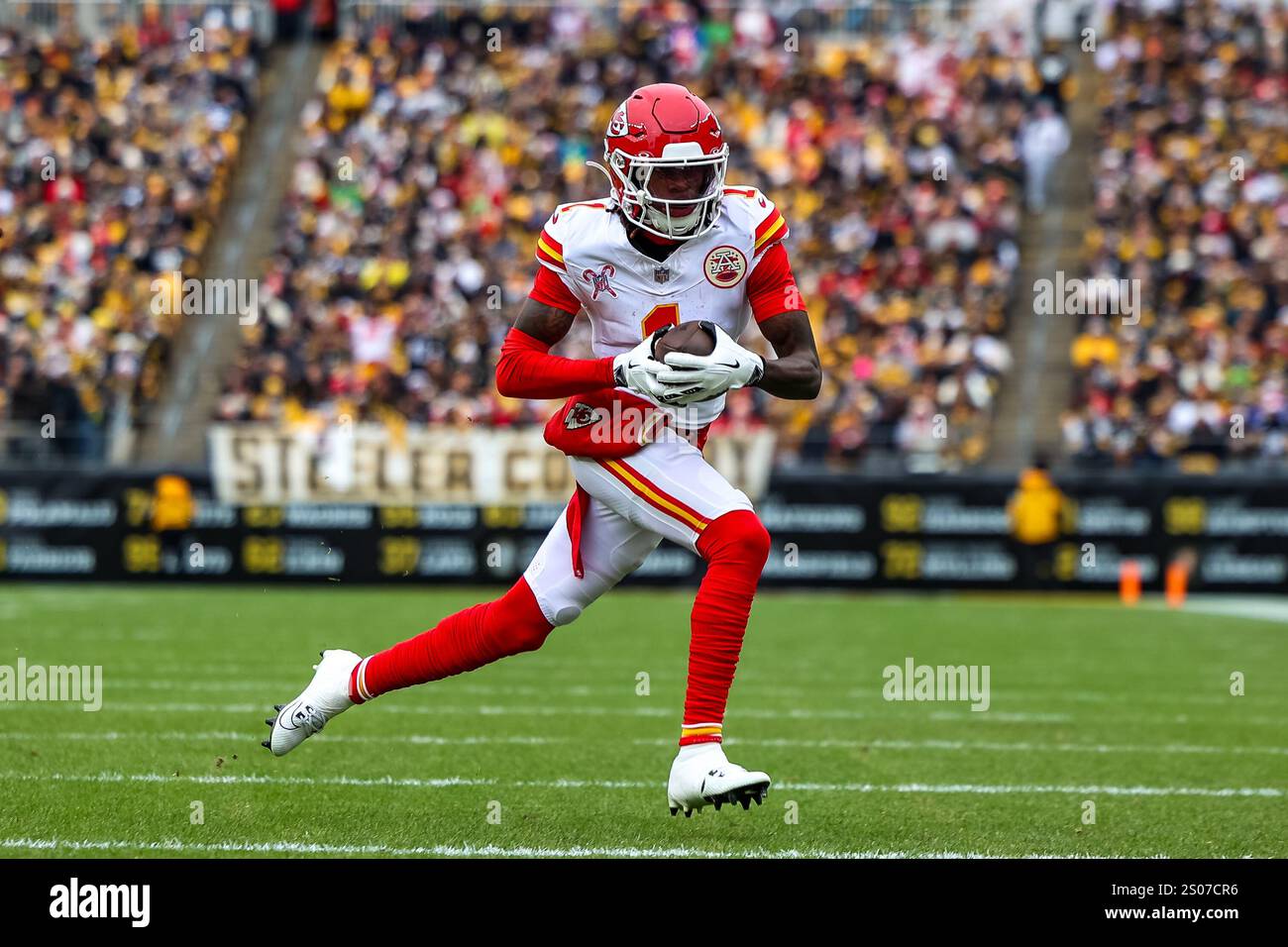 Hookstown, Pennsylvania, USA. 25th Dec, 2024. Kansas City Chiefs wide ...