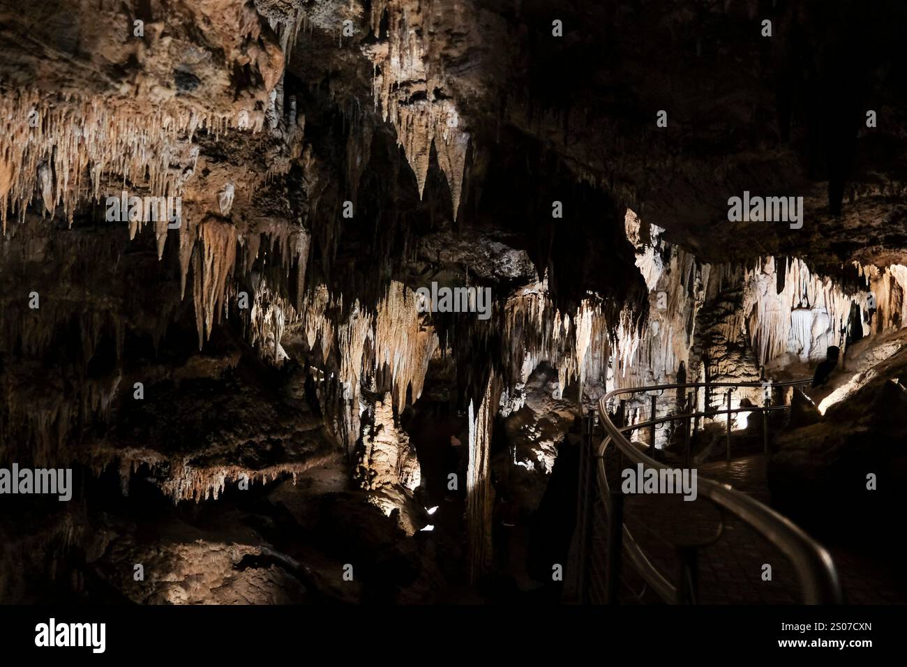 The inside view of Luray Caverns, originally called Luray Cave is a ...