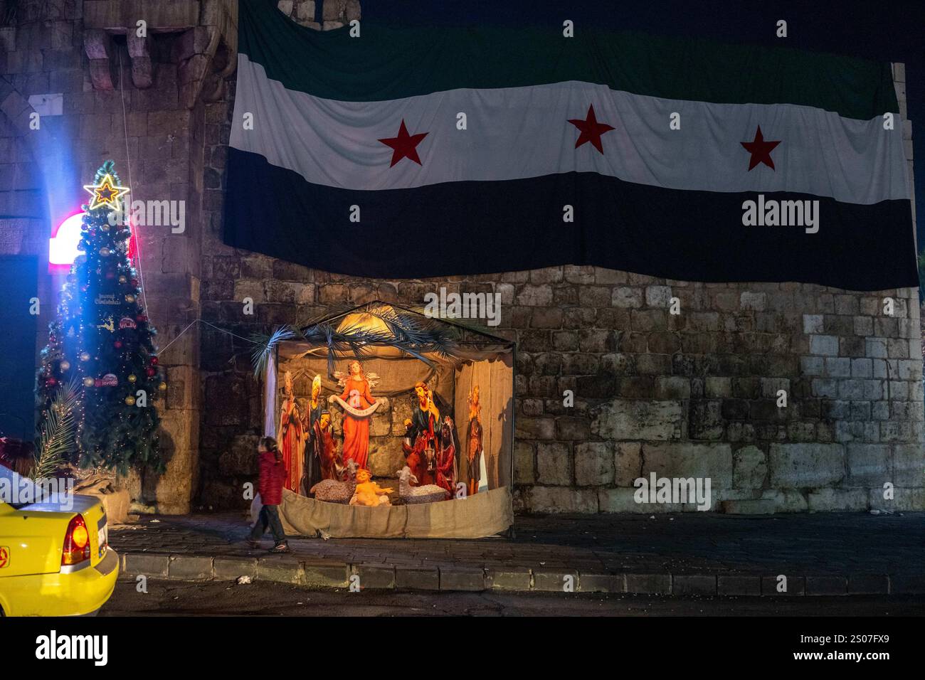 Damascus, Syria. 24th Dec, 2024. Syrians celebrate Christmas mass at ...
