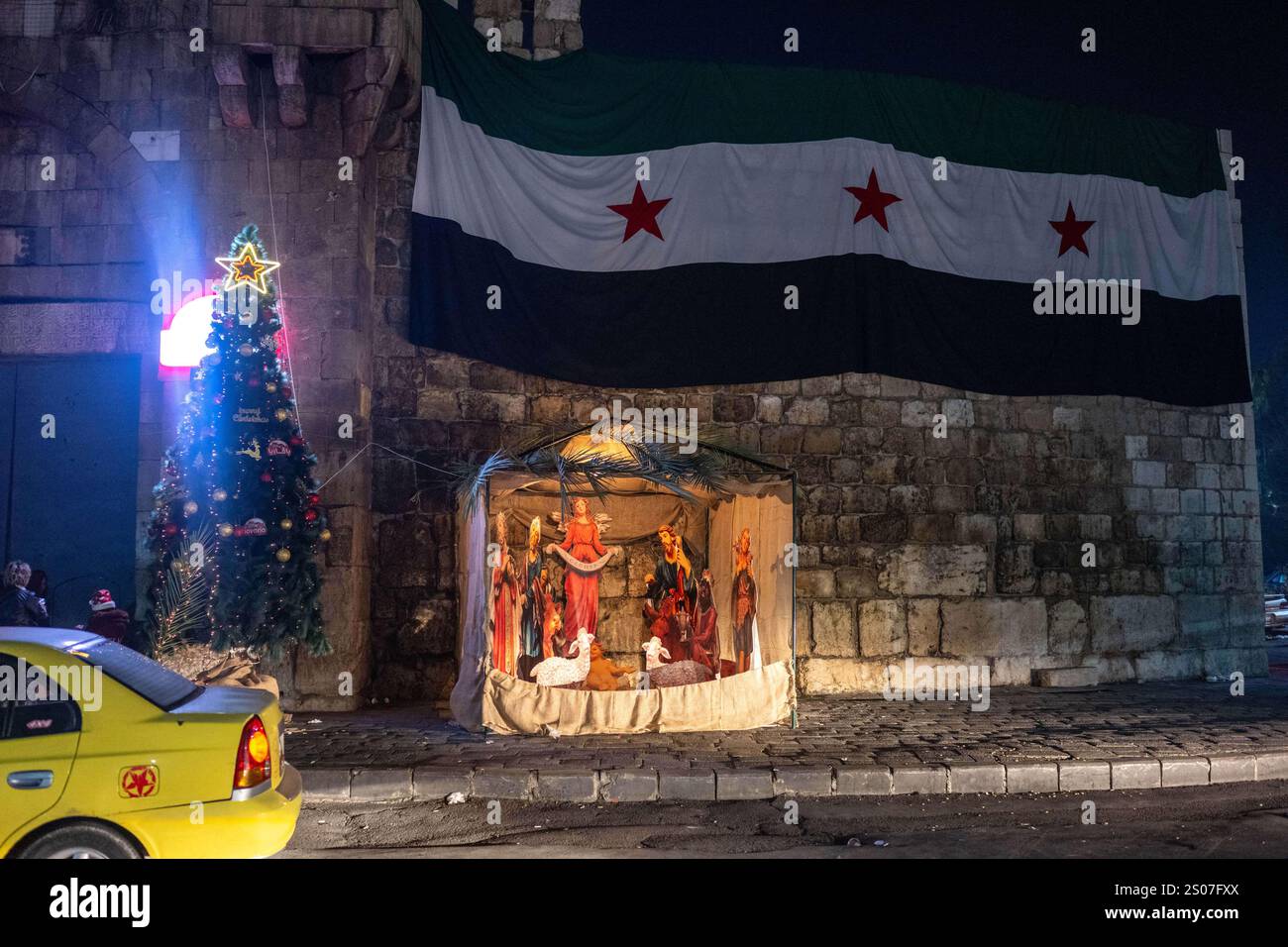 Damascus, Syria. 24th Dec, 2024. Syrians celebrate Christmas mass at ...