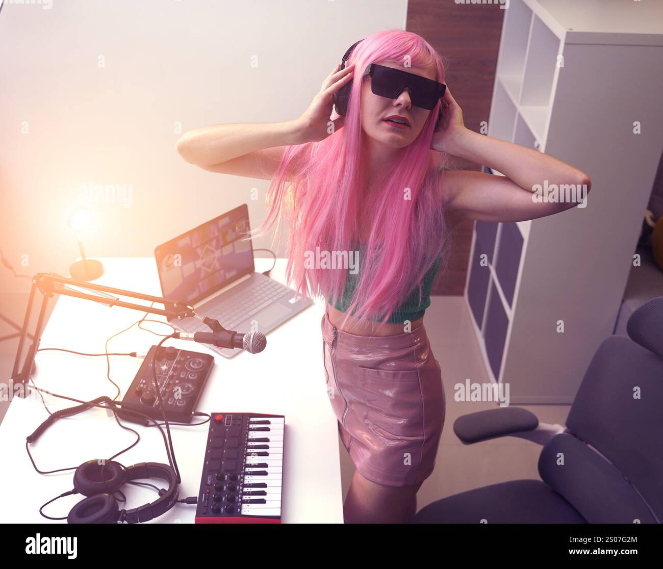Beautiful young singer and musician broadcast from her home studio ...