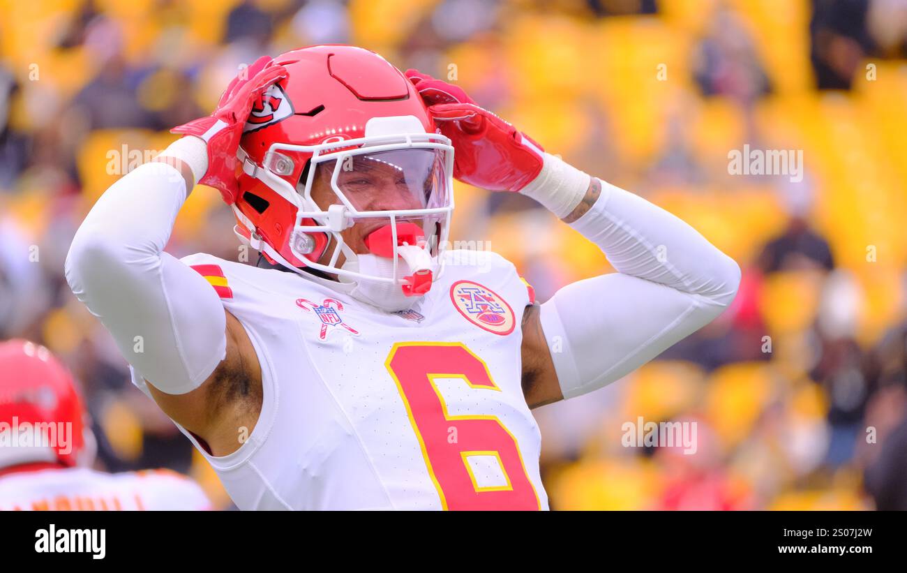 Bryan cook chiefs hi-res stock photography and images - Alamy