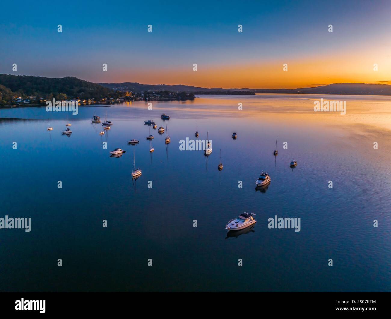 Sunrise over Brisbane Water at Koolewong and Tascott on the Central ...